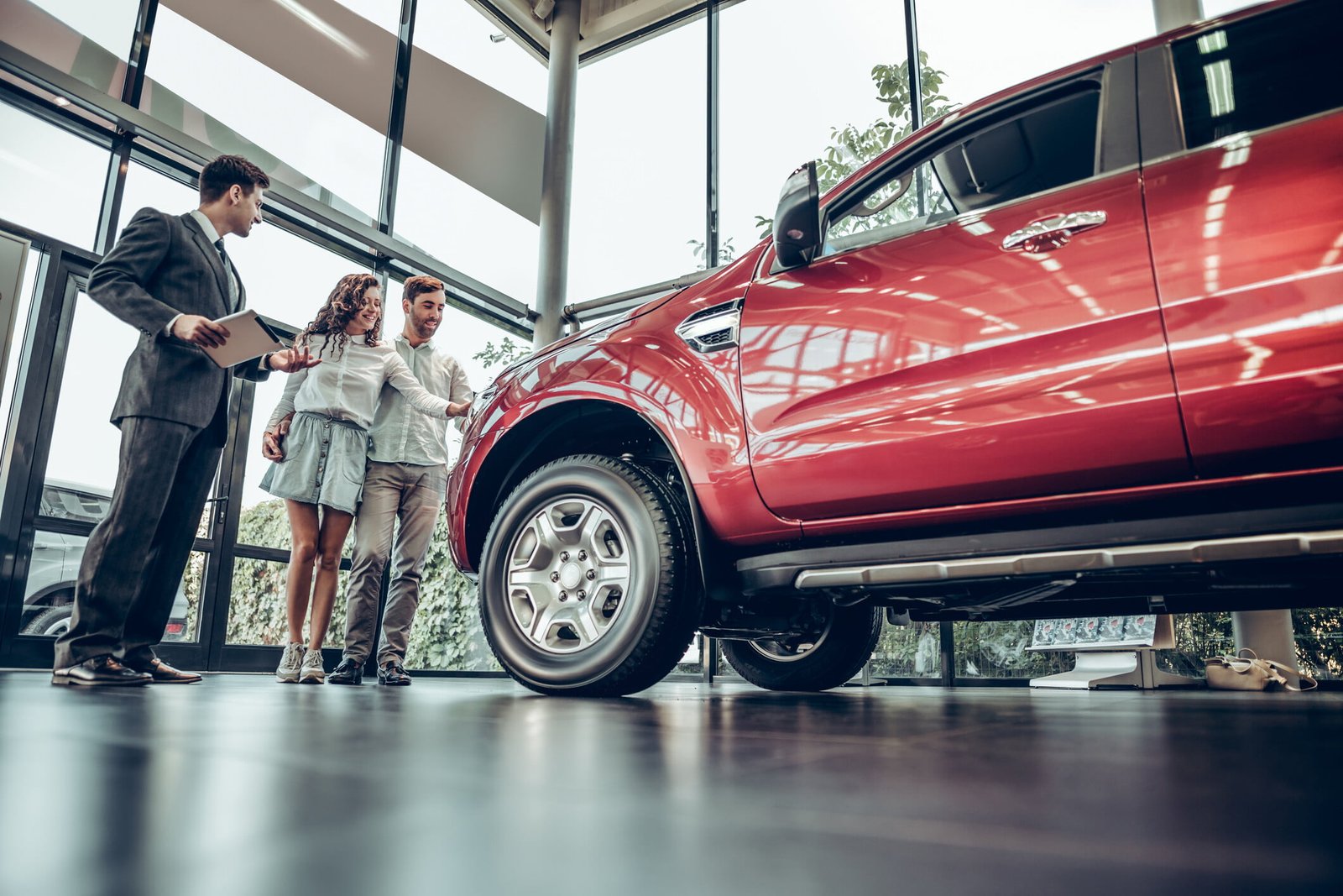 Best Ways to Pay for a Big Purchase: Saving, Credit, and Layaway ...
